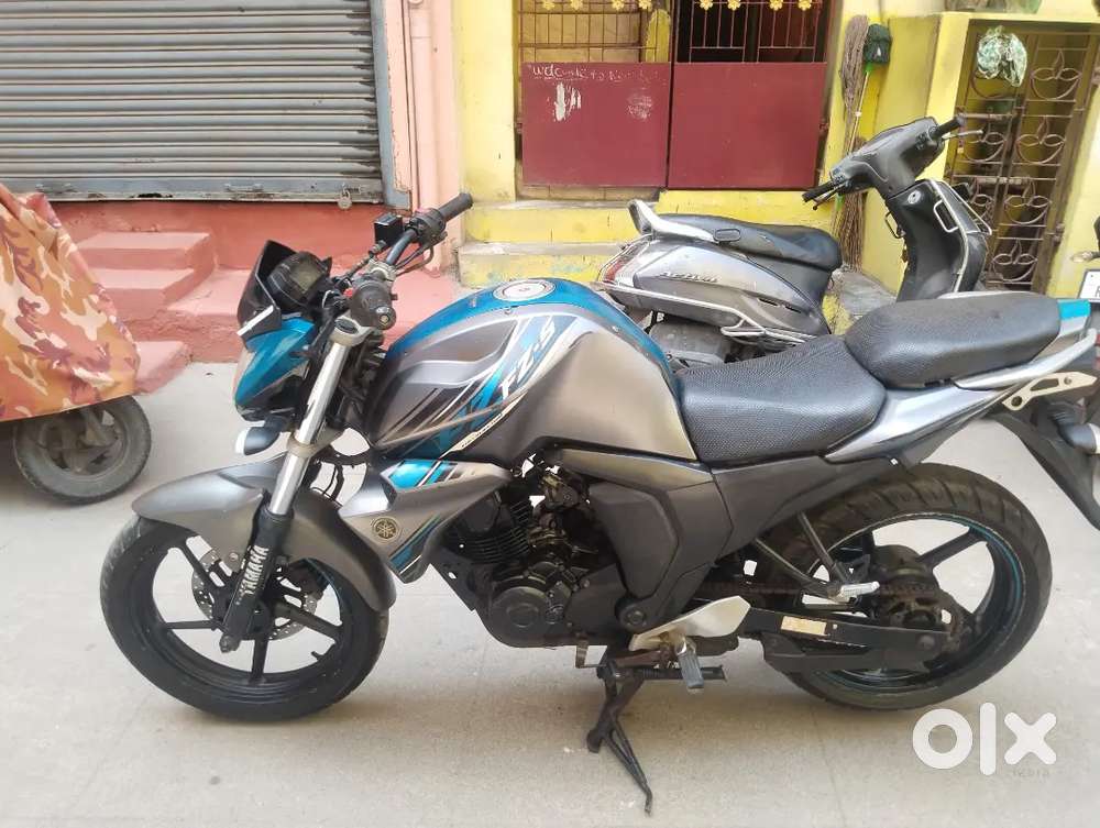 Yamaha fz v2 - Motorcycles - 1819711094
