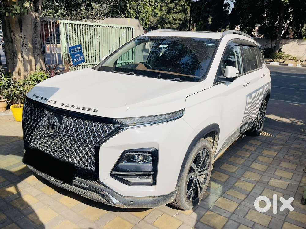 MG Hector Savvy Pro 1.5 Turbo CVT Dual Tone, 2023, Petrol - Cars ...