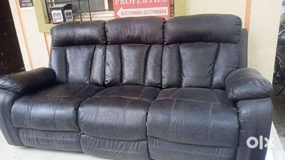 3 SEATER RECLINER SOFA ON RENT - Sofa & Dining - 1799260804