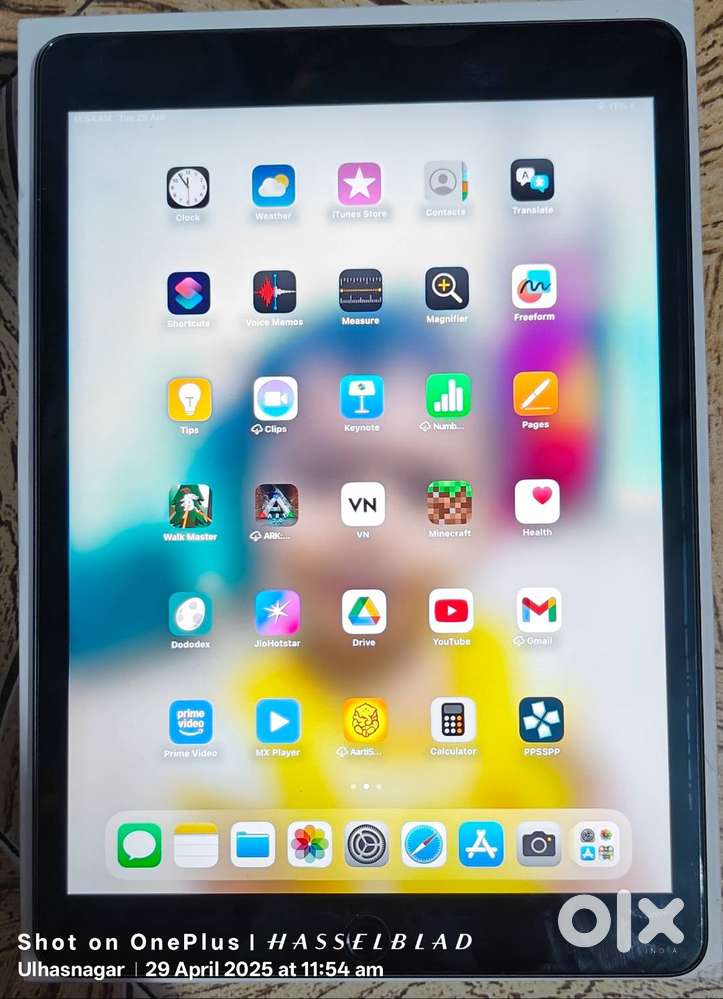 Apple iPad 9th generation 64gb with ESR pencil - Tablets - 1805943240