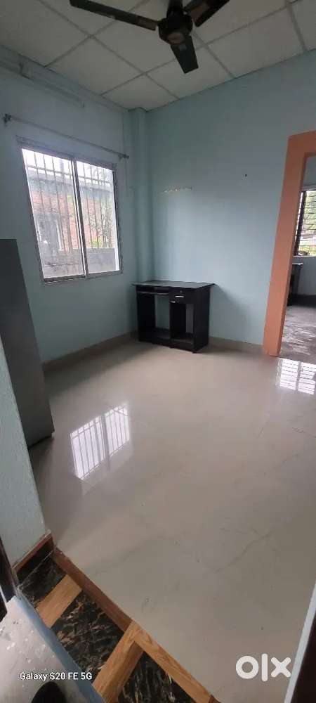 Near NBU 2 No gate,Two units with separate entry.Rent 7000 & 6000 - For ...