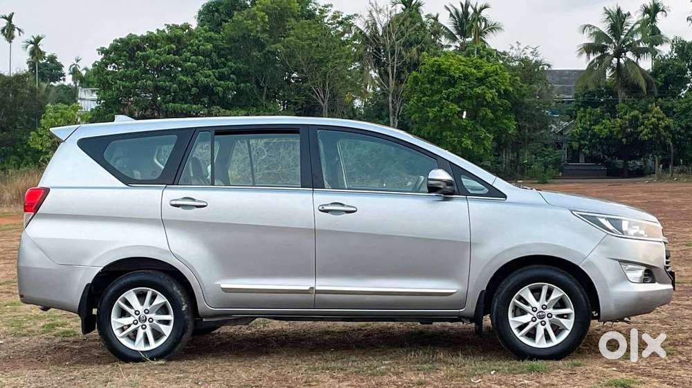 Toyota Innova Crysta 2018 Diesel Well Maintained - Cars - 1802739361