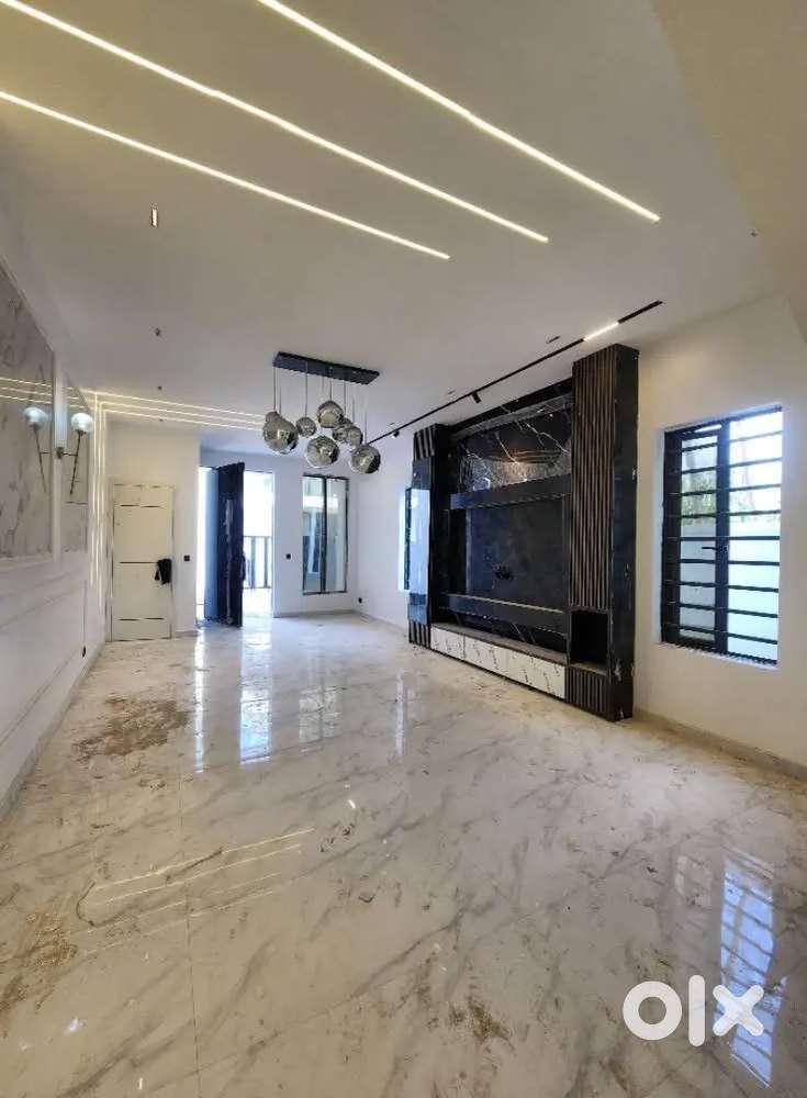 Luxury padur On Road independence house - For Sale: Houses & Apartments ...