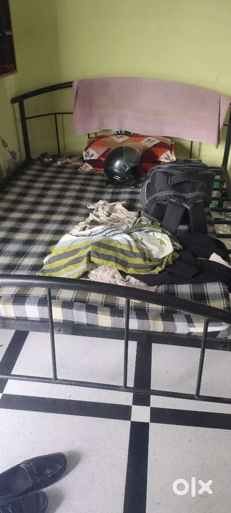 Loha ka bed ges chulha all bartan ak choti almari fan and color fan ...