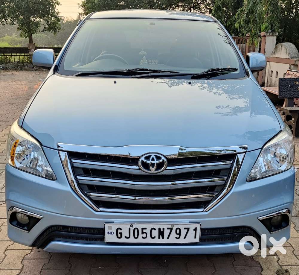 Toyota Innova 2010 Diesel Well Maintained - Cars - 1803158450