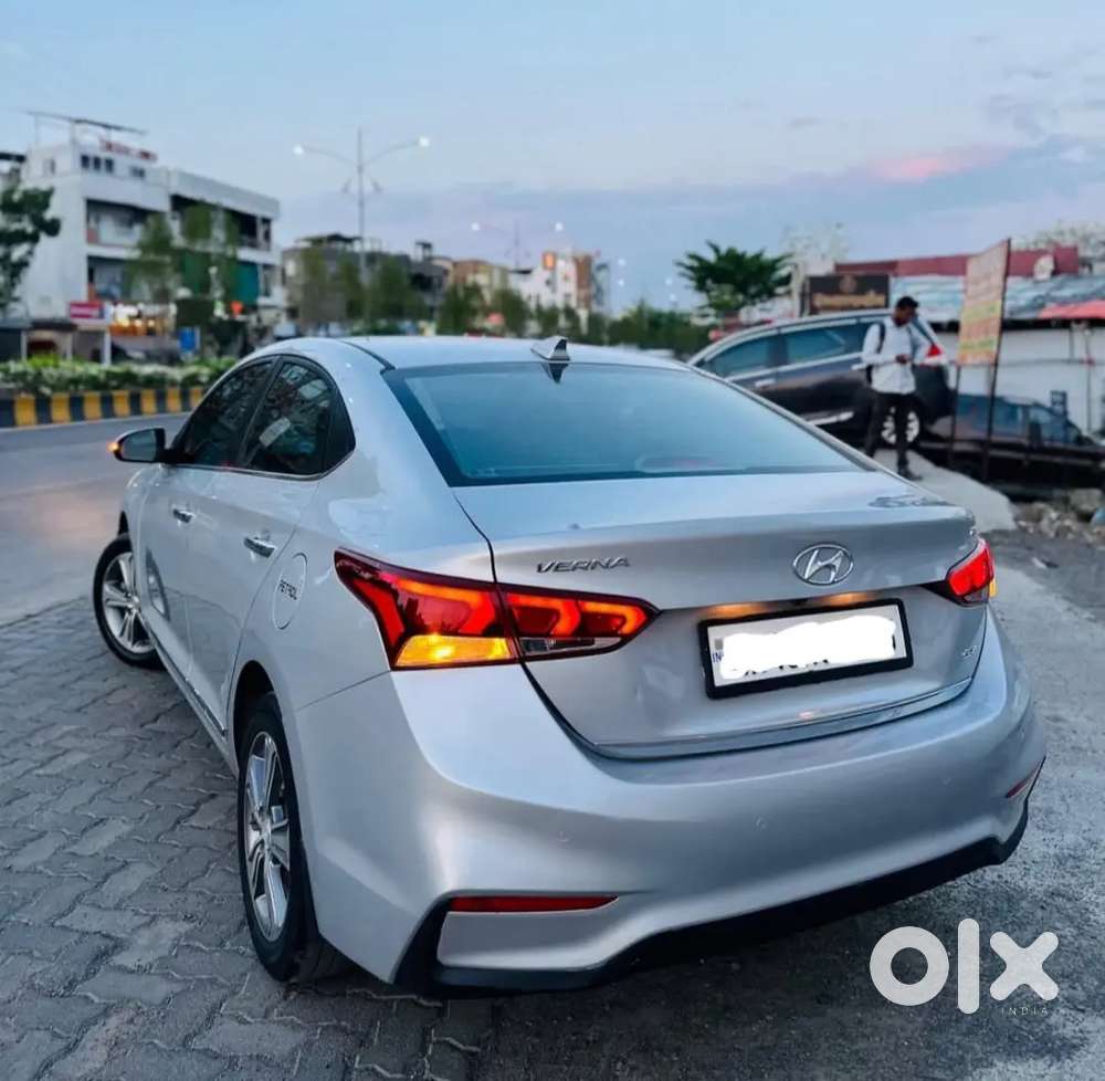 Hyundai Verna 2018 Petrol 65000 Km Driven - Cars - 1810060094