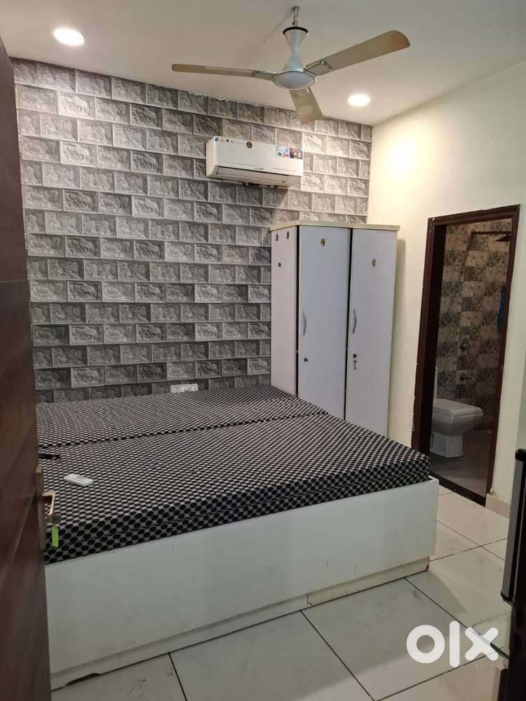 1 ROOM SET - For Rent: Houses & Apartments - 1799133130