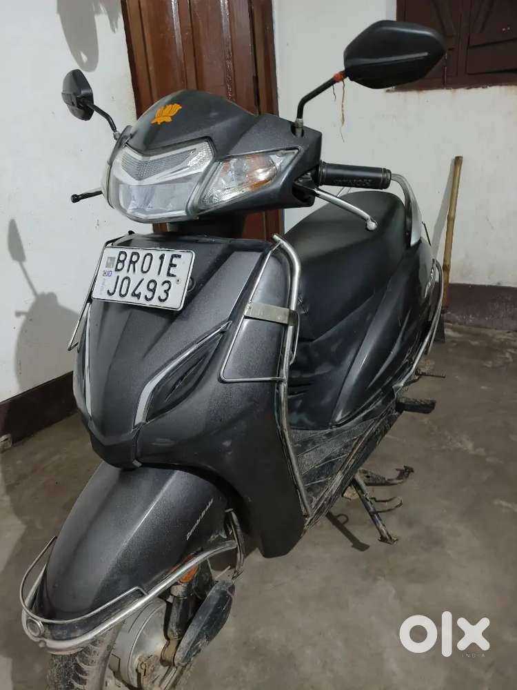 Honda Activa i (125cc) in Gray colour - Scooters - 1816511413