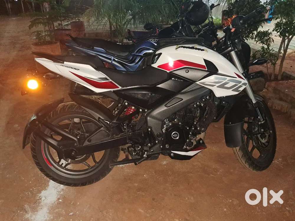 Bajaj Pulsar ns200 - Motorcycles - 1766542582