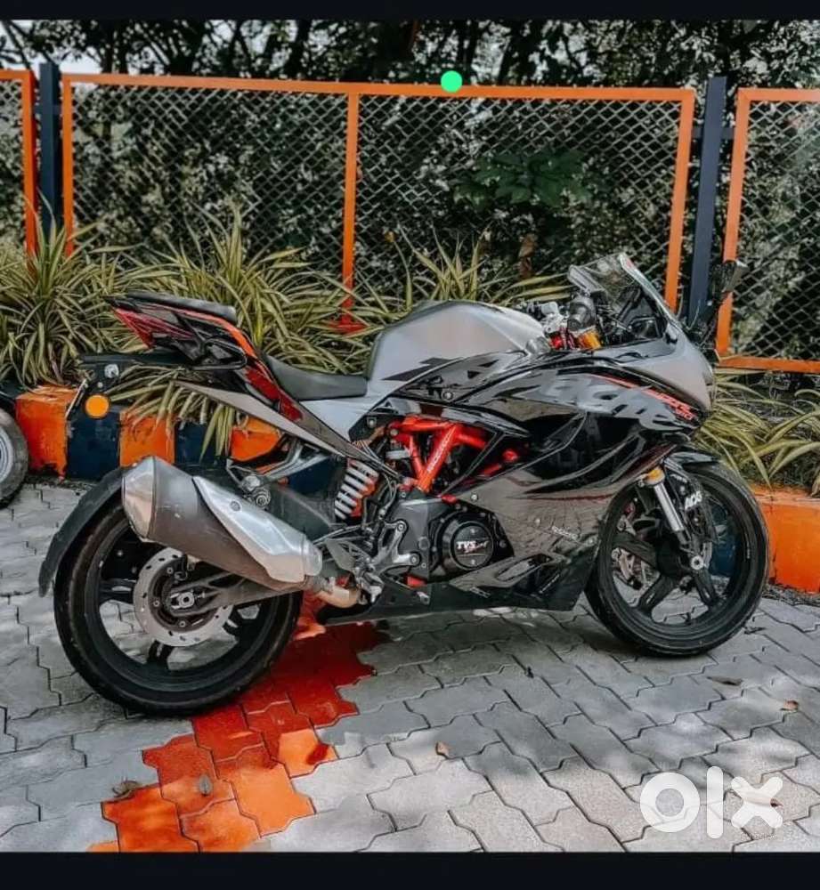 GOOD CONDITION B2B Gray BS6 Top - Motorcycles - 1816594292