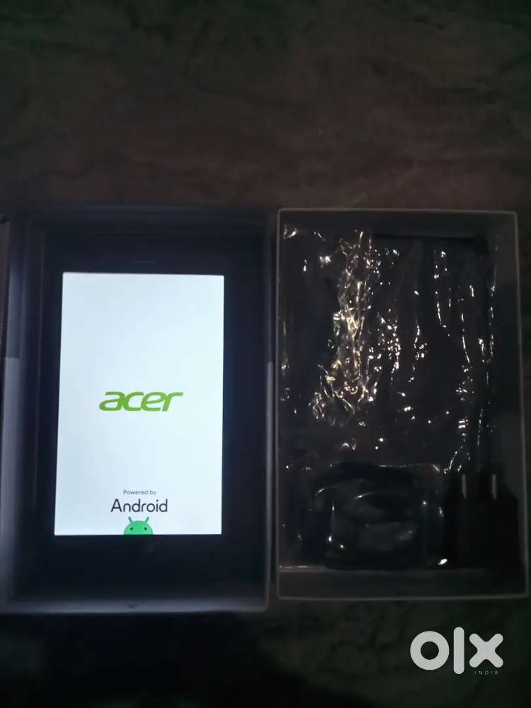 Acer One 8-T4-Tablet New Condition With Box With Charger with back cvr ...