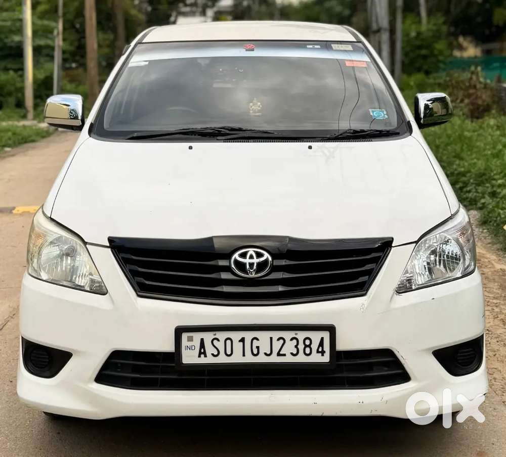 Toyota Innova 2015 Diesel 225000 Km Driven - Cars - 1811408647