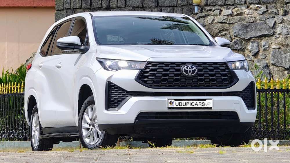 Toyota Innova Hycross 2.0 GX 8 STR, 2024, Petrol - Cars - 1819930212