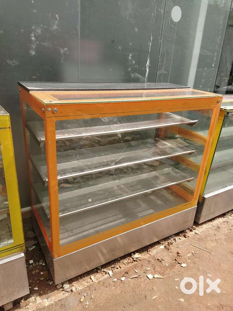 Second hand display counters—cold and hot refriegrator , pastry cooler ...