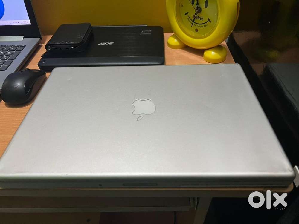 Apple MacBook Pro 1st Generation (US) - Computers & Laptops - 1762011751