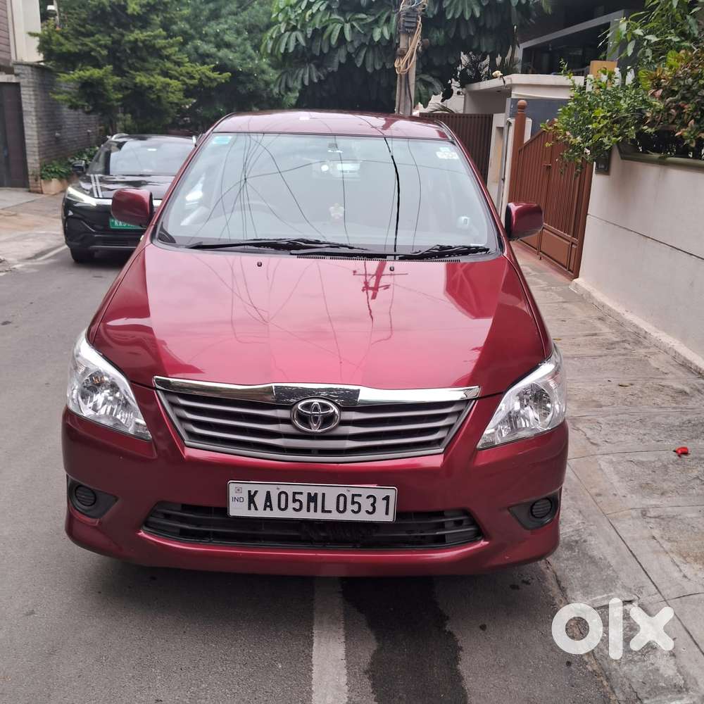 Toyota Innova 2.5 G (Diesel) 8 Seater BS IV, 2012, Diesel - Cars ...