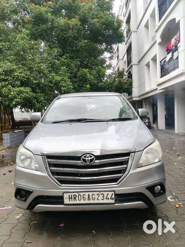 Toyota Innova 2.5 G (Diesel) 8 Seater, 2015, Diesel - Cars - 1824082641
