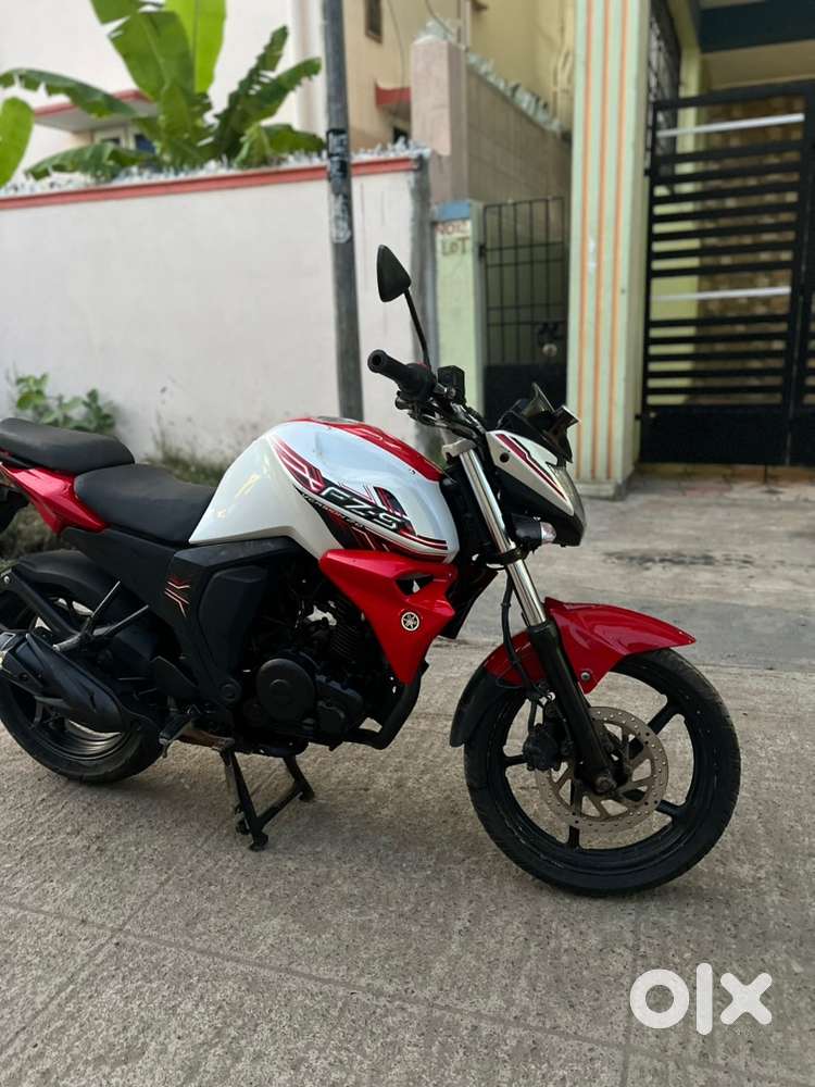 Yamaha Fz version 2 - Motorcycles - 1805509094