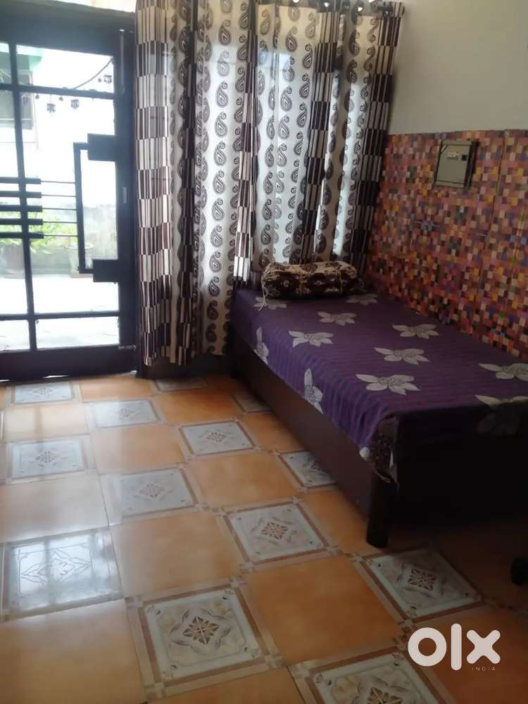 2 Room Set for Rent First Floor Semi-Furnished Separate Entry - For ...