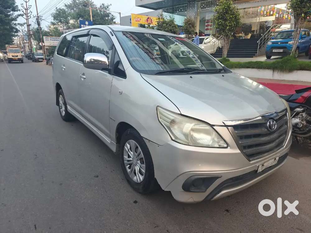Toyota Innova 2012 Diesel 190000 Km Driven - Cars - 1791838087