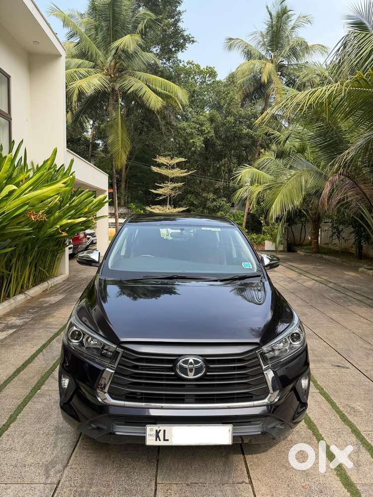 Toyota Innova Crysta [2020-ongoing] 2.4 ZX AT 7 STR, 2021 - Cars in ...