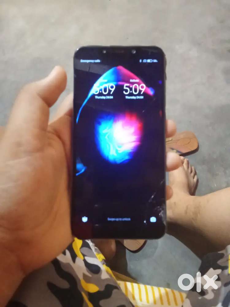 Poco f1 phone a 6:64 screen miner crak a price 1700 - Mobile Phones ...