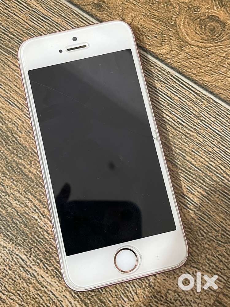 Iphone SE sale @ 5000 - Mobile Phones - 1815393677