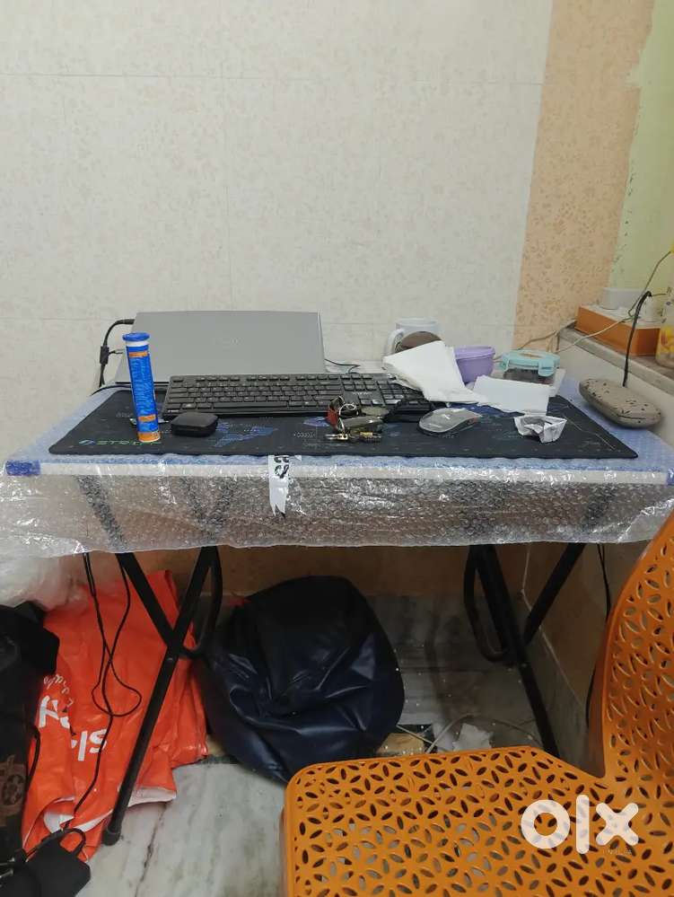 Table and chair combo - Other Household Items in Shaileshree Vihar ...