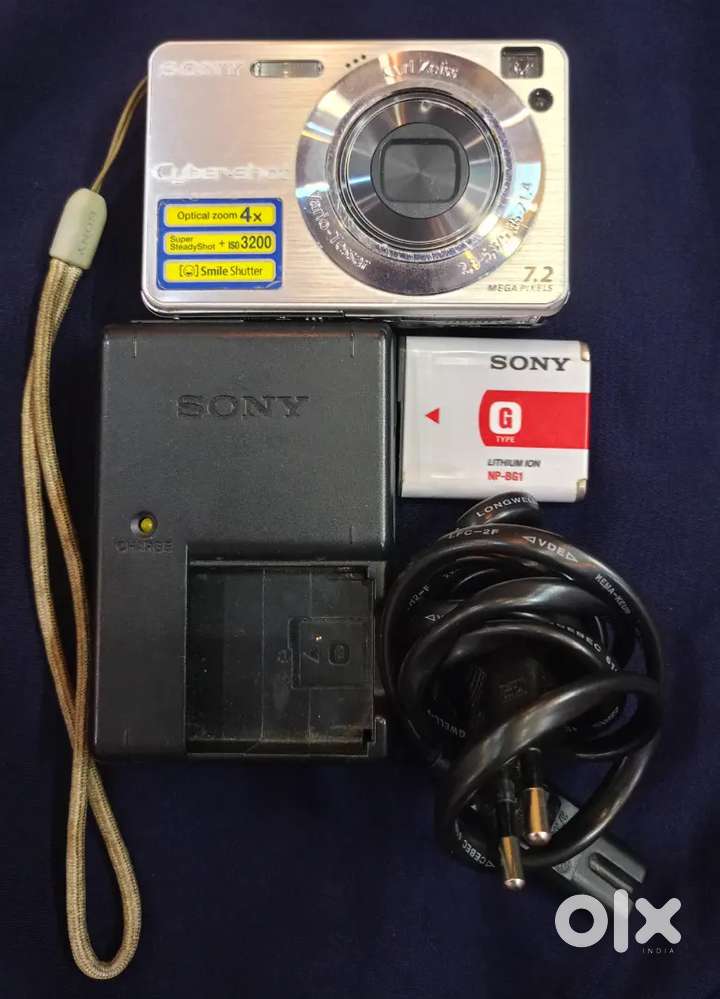 Sony Cyber-shot DCS-W120 Super Vintage camera in working condition ...