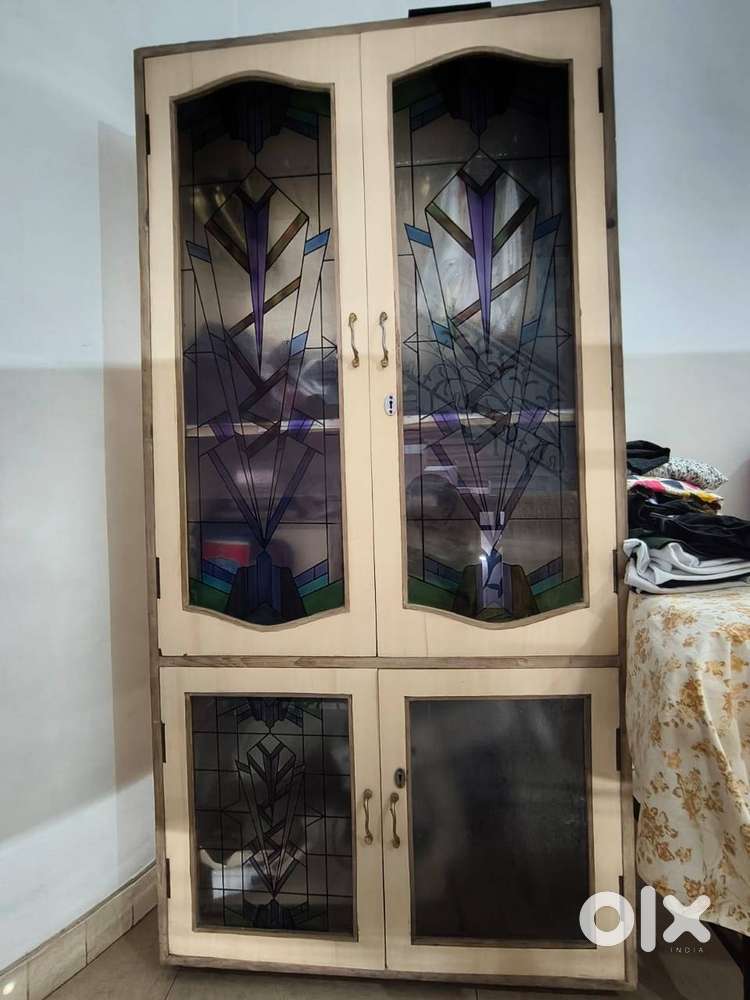 Unique Vintage-Style Display Almirah with Stained Glass Doors - Beds ...