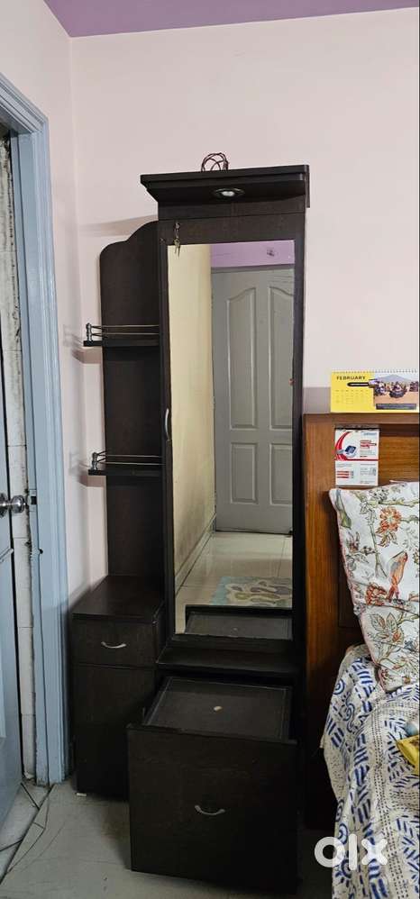 Dressing Mirror Buy Sell Used Furniture in Delhi OLX