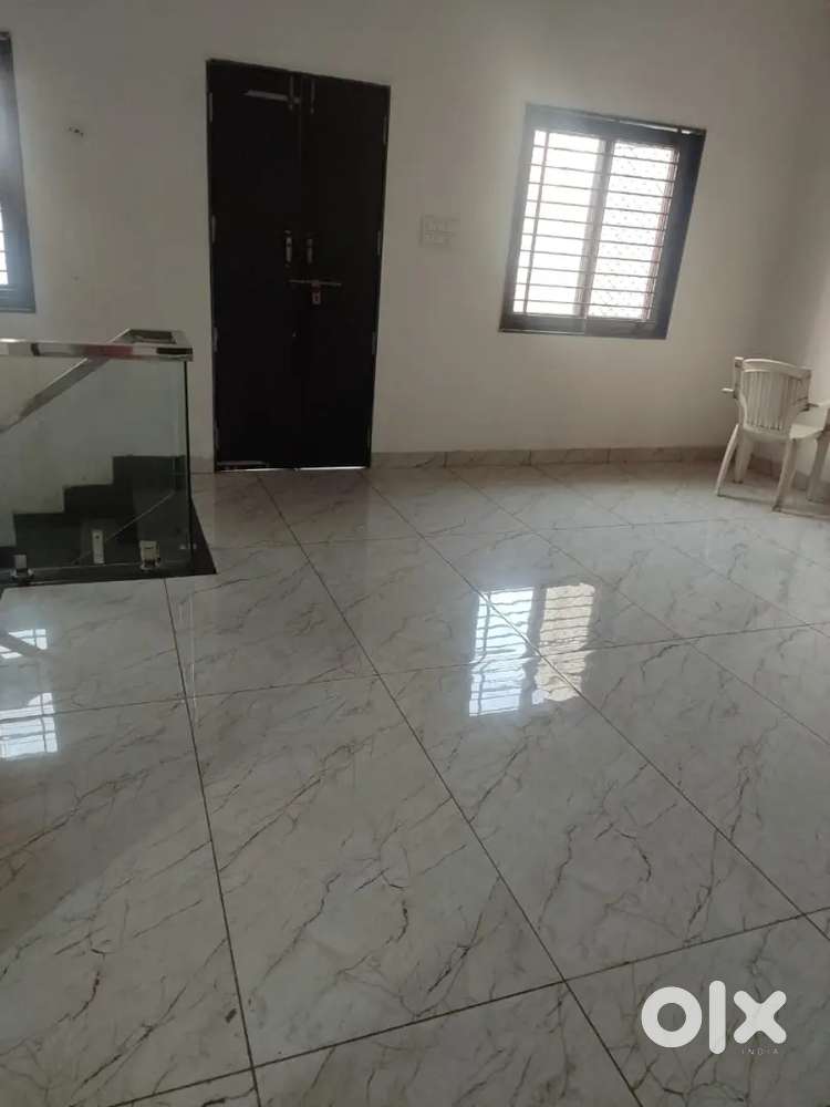 1hk and 2bhk rent PR dena hai - For Rent: Houses & Apartments - 1806835955