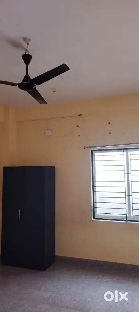 Single room for rent for Bachelors Employee men only in Dabagardens ...