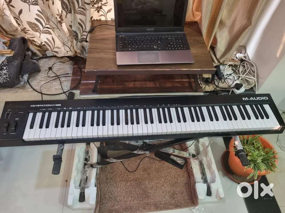 M-Audio Keystation 88 (MK3),Semi Weighted, 88 keys Piano/Keyboard ...