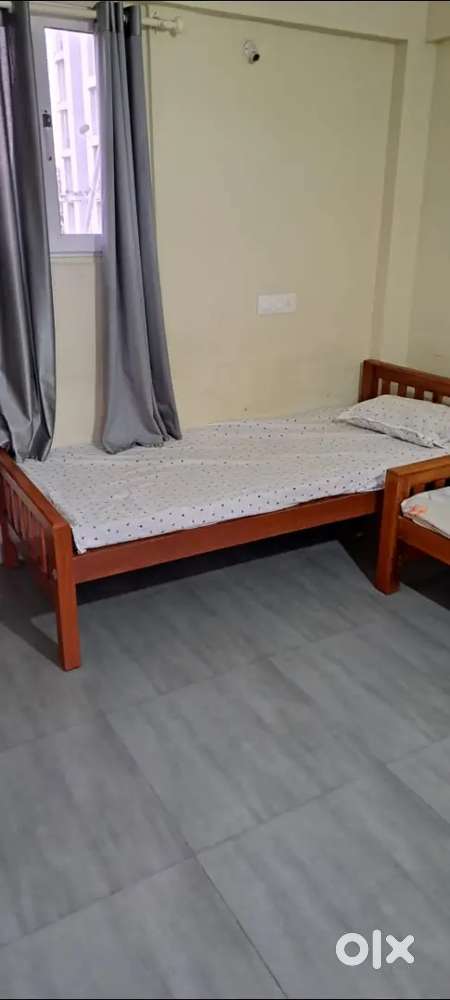 Two sharing single room for rent near panampilly nagar - PG & Guest ...