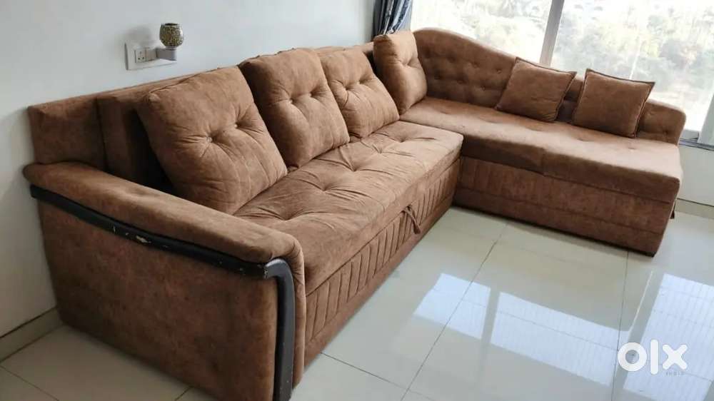Sofa in olx store