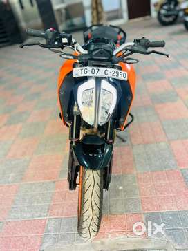 Olx duke 200 store