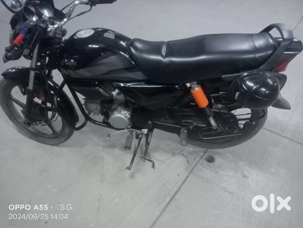 New condition bike UP 16 Noida number bike hain - Motorcycles - 1784884449