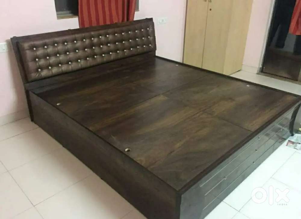 Double bed price in olx store