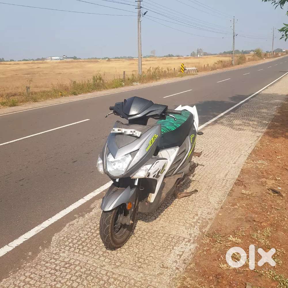 Yamaha Ray ZR - Scooters - 1797170479