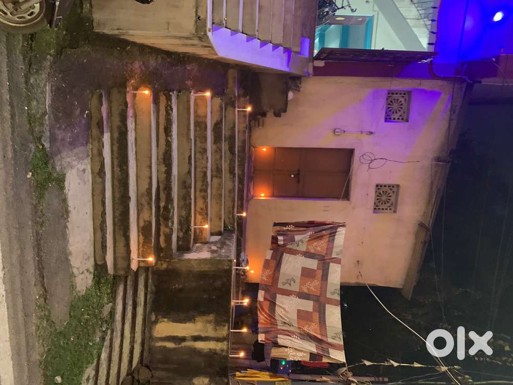 rental block - For Rent: Houses & Apartments - 1805736229