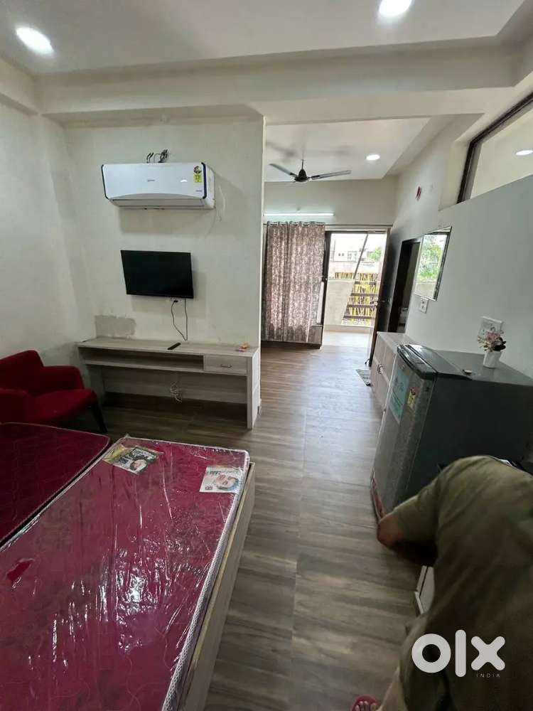 Fully furnished hotel room for residential and commercial use - For ...