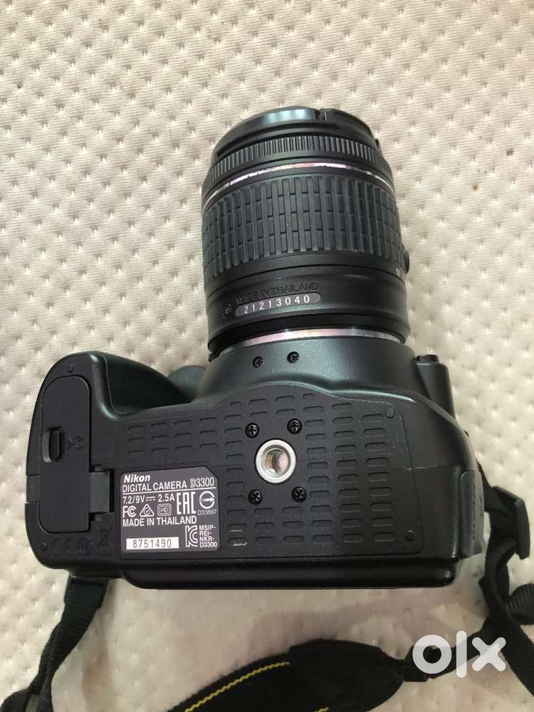 Nikon camera with double lens - Cameras & Lenses - 1806668758