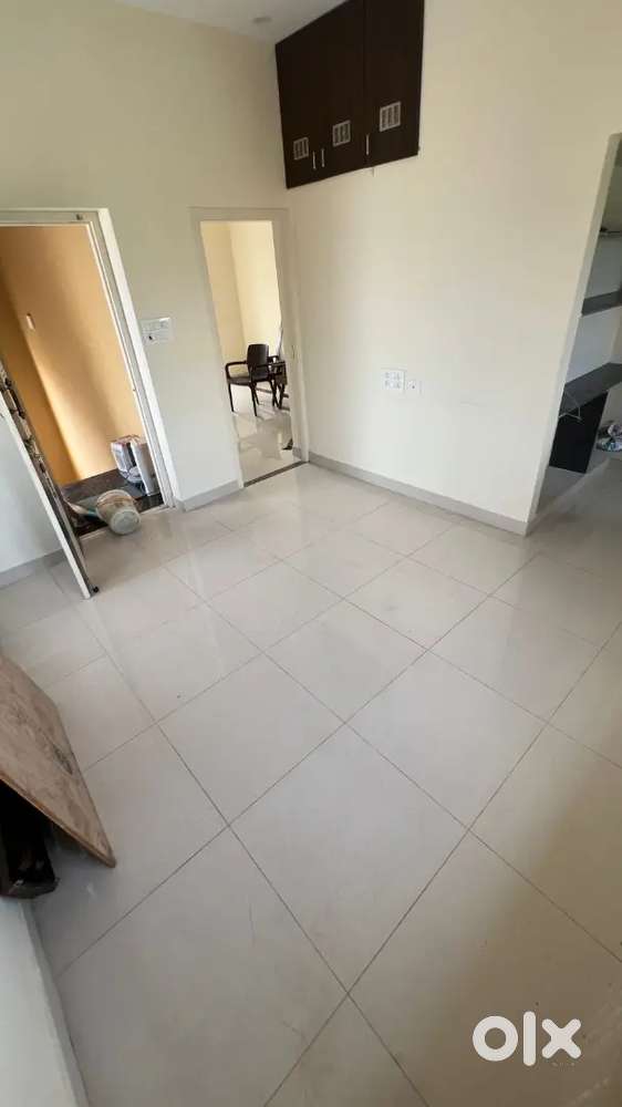 1 Bhk - Rent Houses, Apartments and Flats in Chennai | OLX