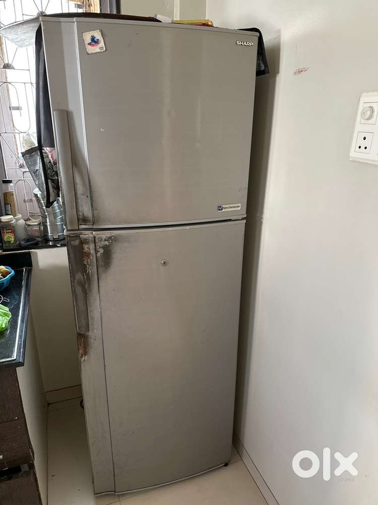Sharp Refrigirator - Fridges - 1826625704