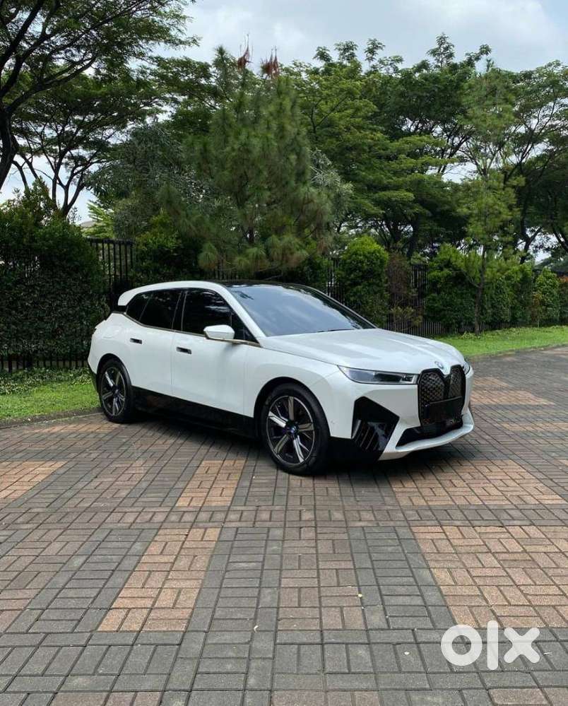 BMW IX xDrive 40, 2023, Electric - Cars - 1807176181