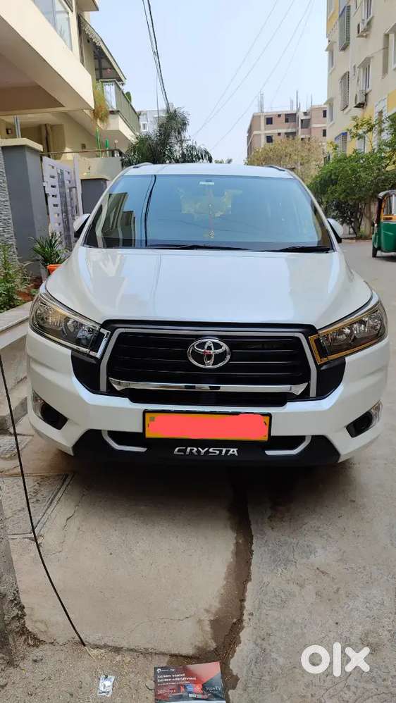 Toyota Innova Crysta 2023 Diesel 45000 Km Driven - Cars - 1800676981