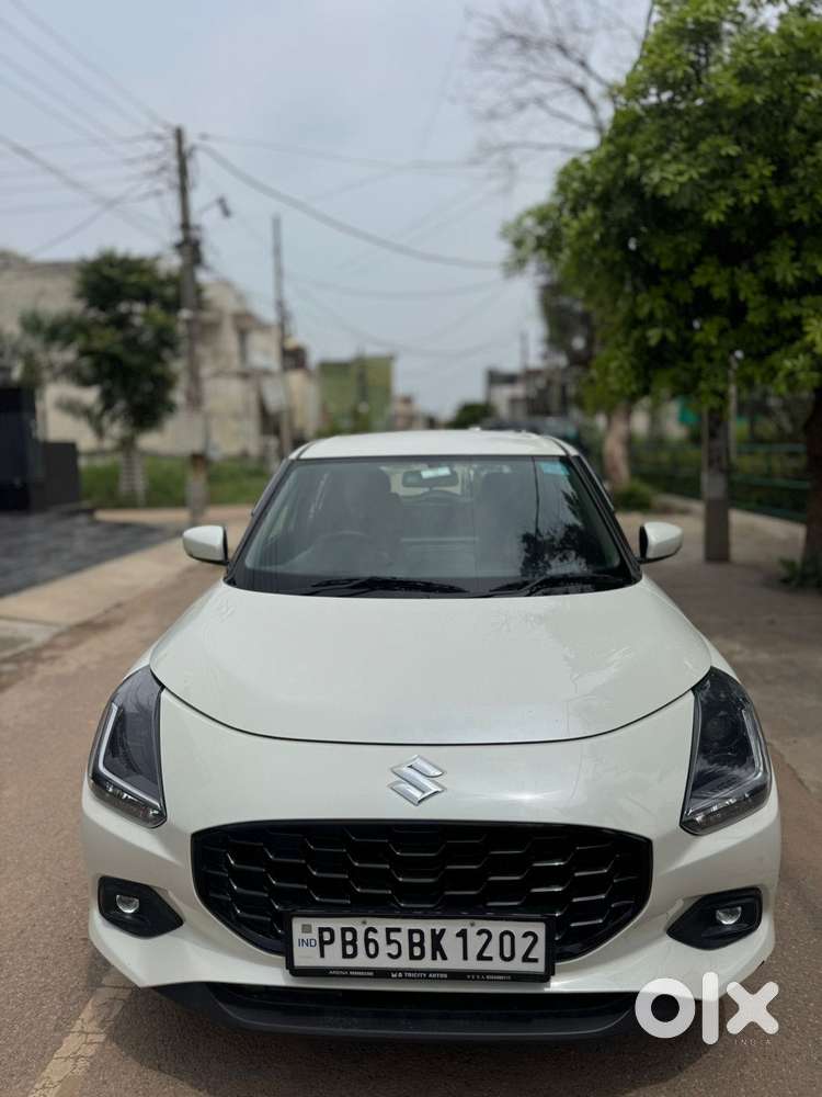 Maruti Suzuki Swift VXI Optional, 2025, Petrol - Cars - 1815464735