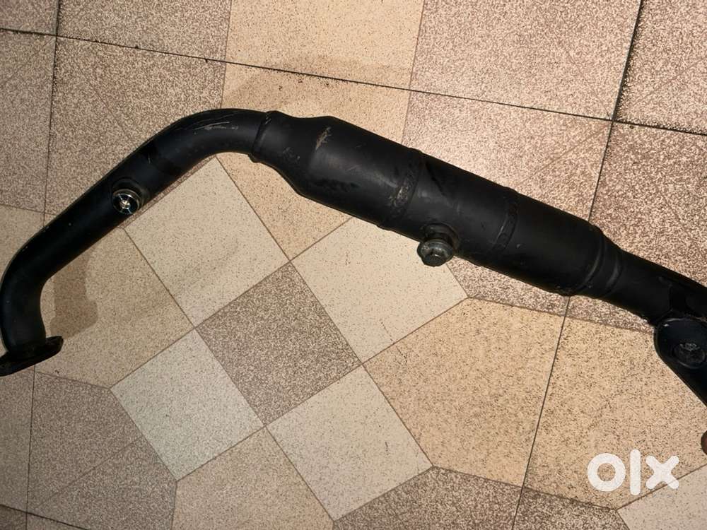 Yamaha R15 V4 Exhaust – Original, Excellent Condition - Spare Parts ...