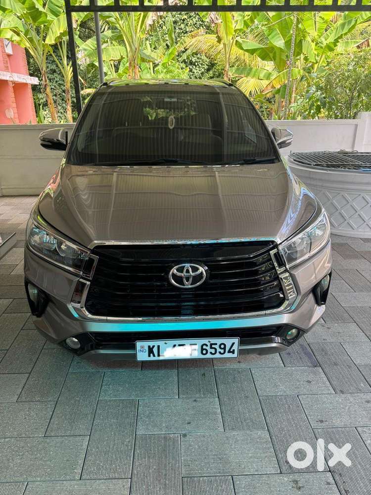 Toyota Innova Crysta 2.8 GX AT, 2016, Diesel - Cars - 1802273705